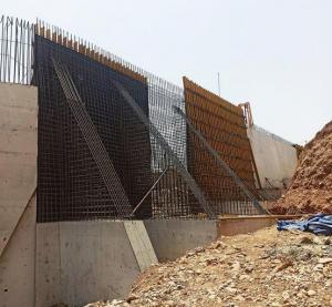 Design of Counterfort Retaining Walls | Staad Pro - Structville