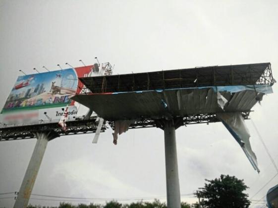 Effects of Wind on Billboard Structures - Structville