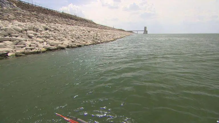 Soil Erosion and Control Measures - Structville