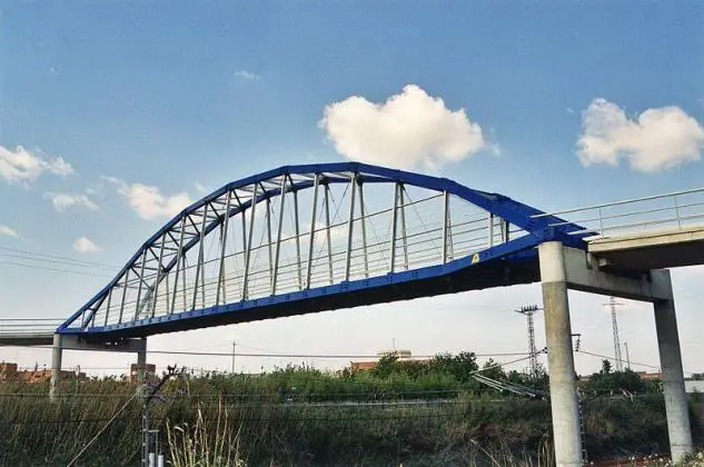 Fibre-reinforced Polymers in Construction - Structville