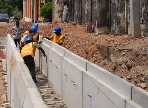 Hydraulic Design of Open Channel Drainage Structures - Structville