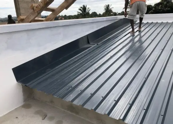 Proper Detailing and Construction of a Hidden Roof | Contemporary Flat ...